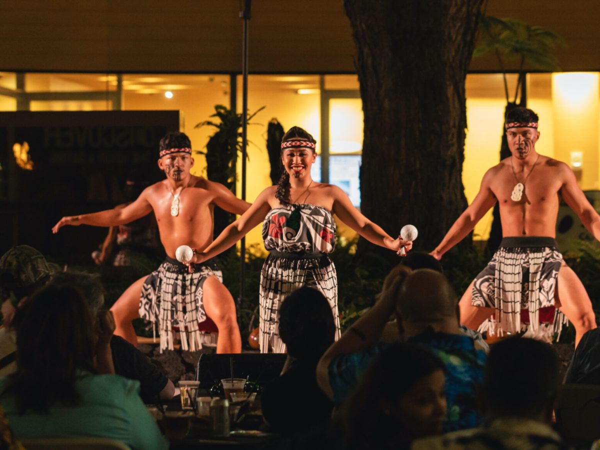 Authentic Luau with Fire Dancing | Queens Waikiki Luau